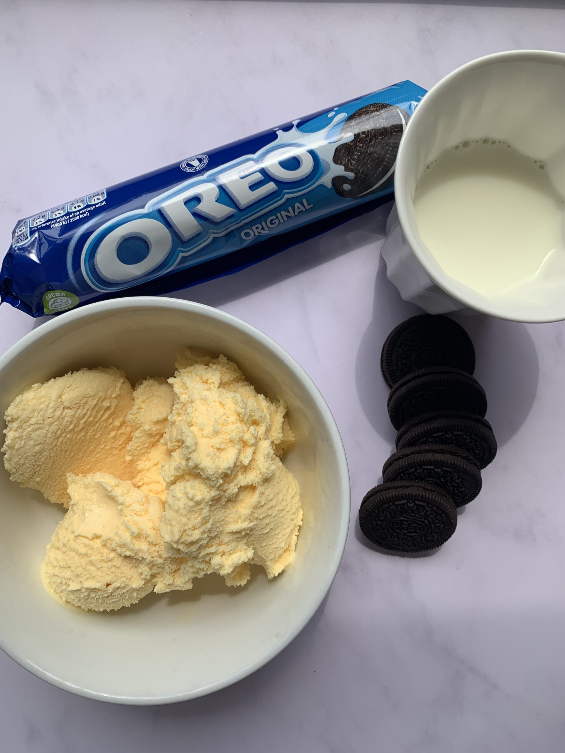 Quick 3 Ingredient Oreo Milkshake - The Family Cookbook